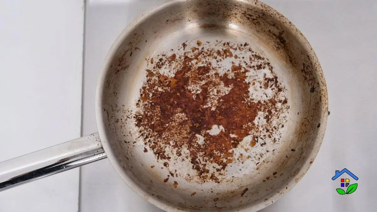 How to Clean a Burnt Pan Naturally