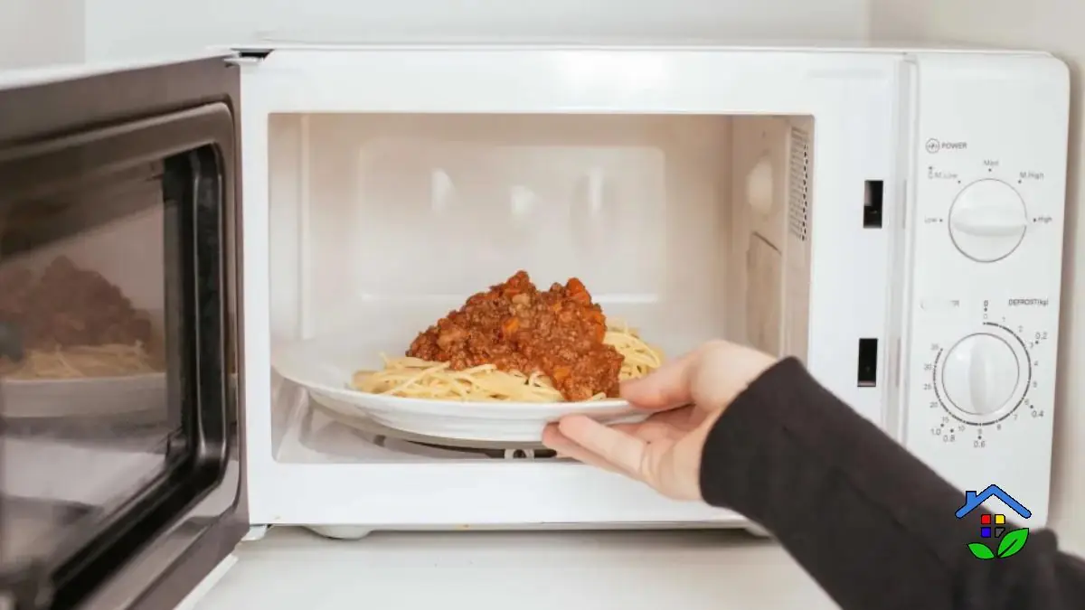 Microwave Mistakes: 7 Foods You Should Never Reheat