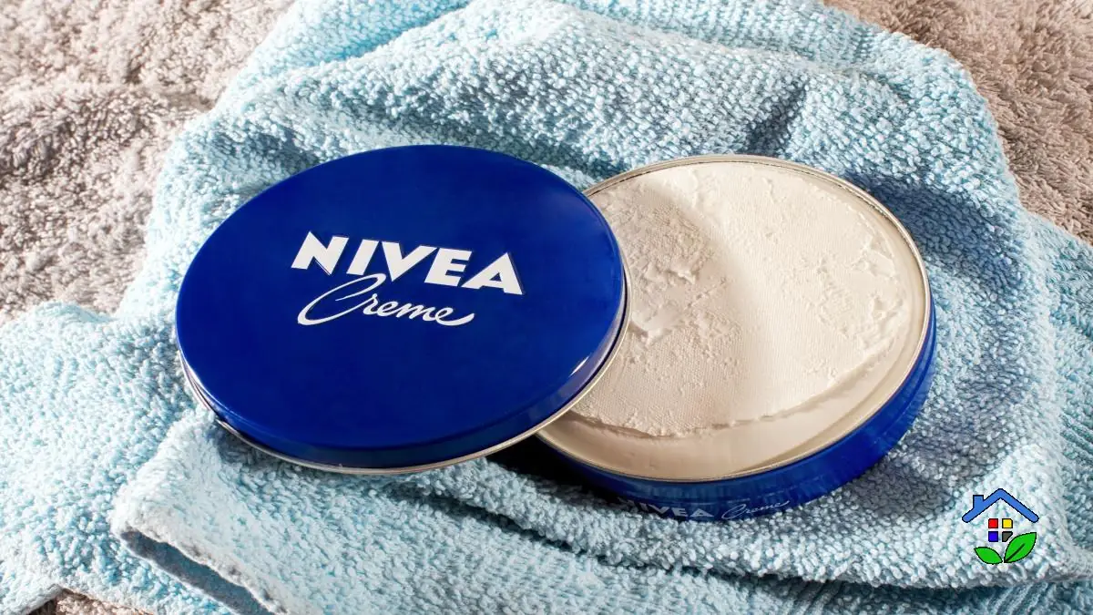 10 Unexpected Ways to Utilize Nivea Cream