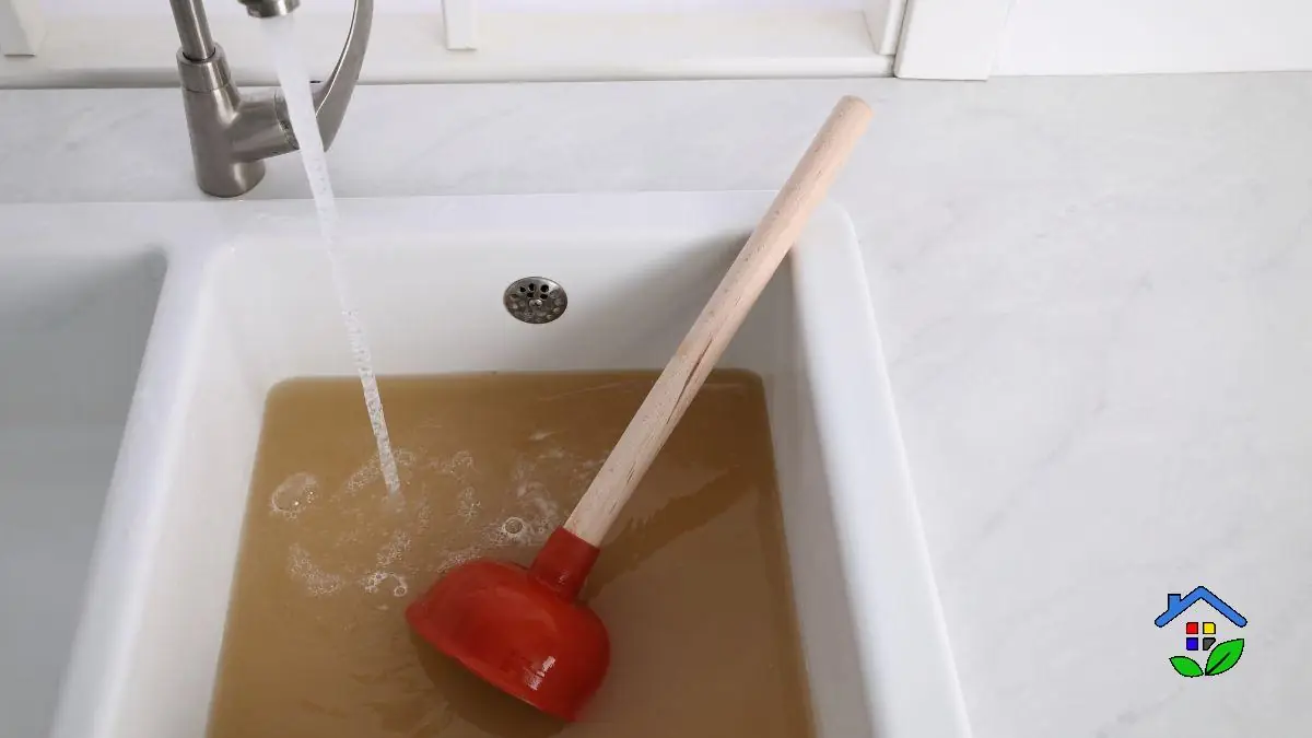 How to Naturally Unclog a Kitchen Sink: Effective and Eco-Friendly Remedies